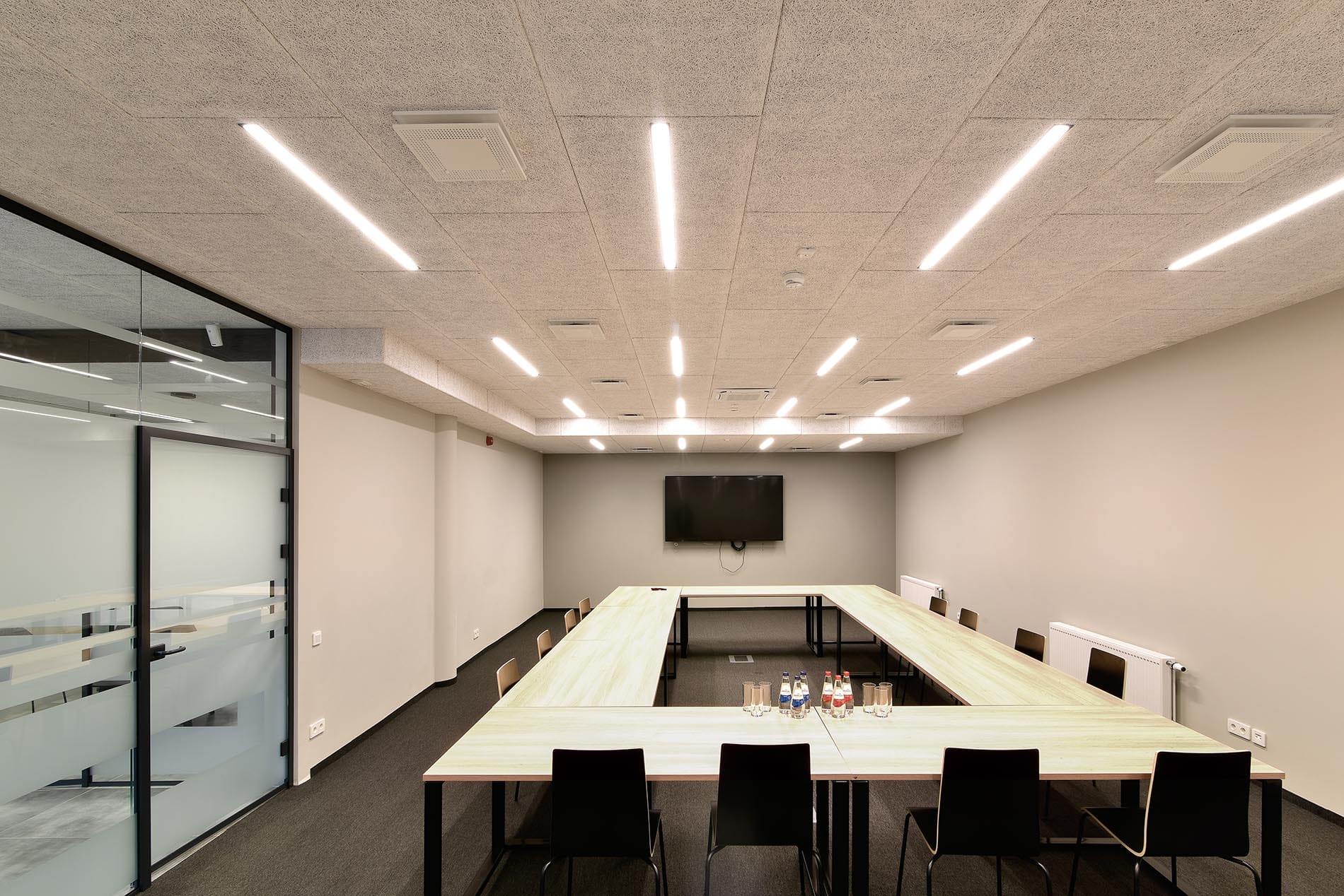 Essential Office Soundproofing Tips: Boost Productivity & Reduce Stress