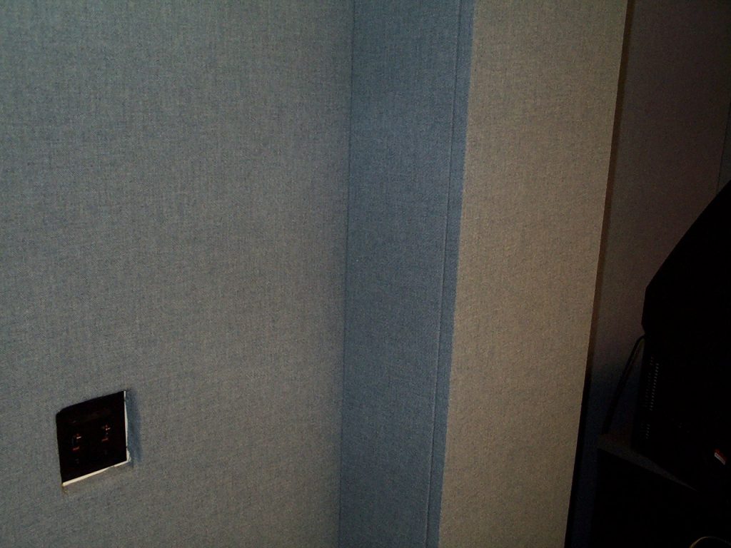 Serious gaming | Game testing room setup | Acoustical Surfaces