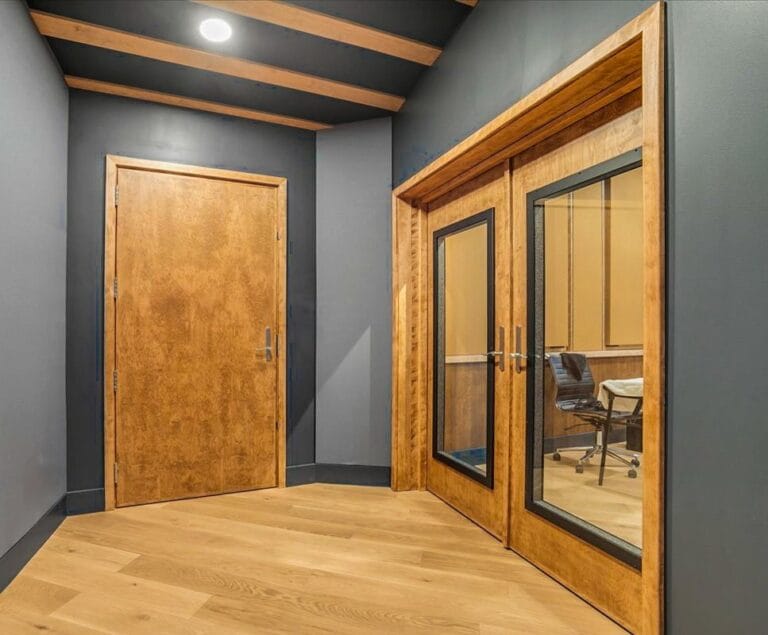 Soundproof Interior Doors for Studios & Offices